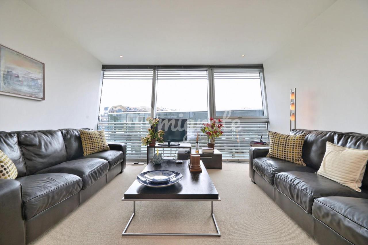 Продажа - Квартира в Albion Riverside Building, 8 Hester Road, London ...